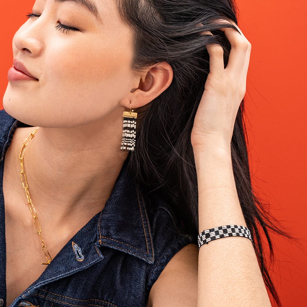 Alex Small Checked Beaded Stretch Bracelet Black and White – INK+ALLOY, LLC